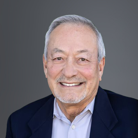 Luis Manriquez | Vice President, Financial Advisor